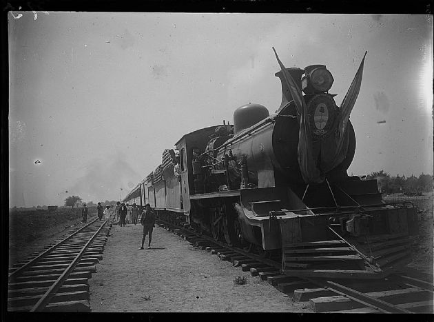 CRÓNICA FERROVIARIA: SOBRE EL RIEL