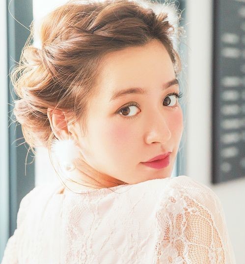 √ 37 Model Rambut Wisuda untuk Rambut Pendek yang Cantik dan Energik ...