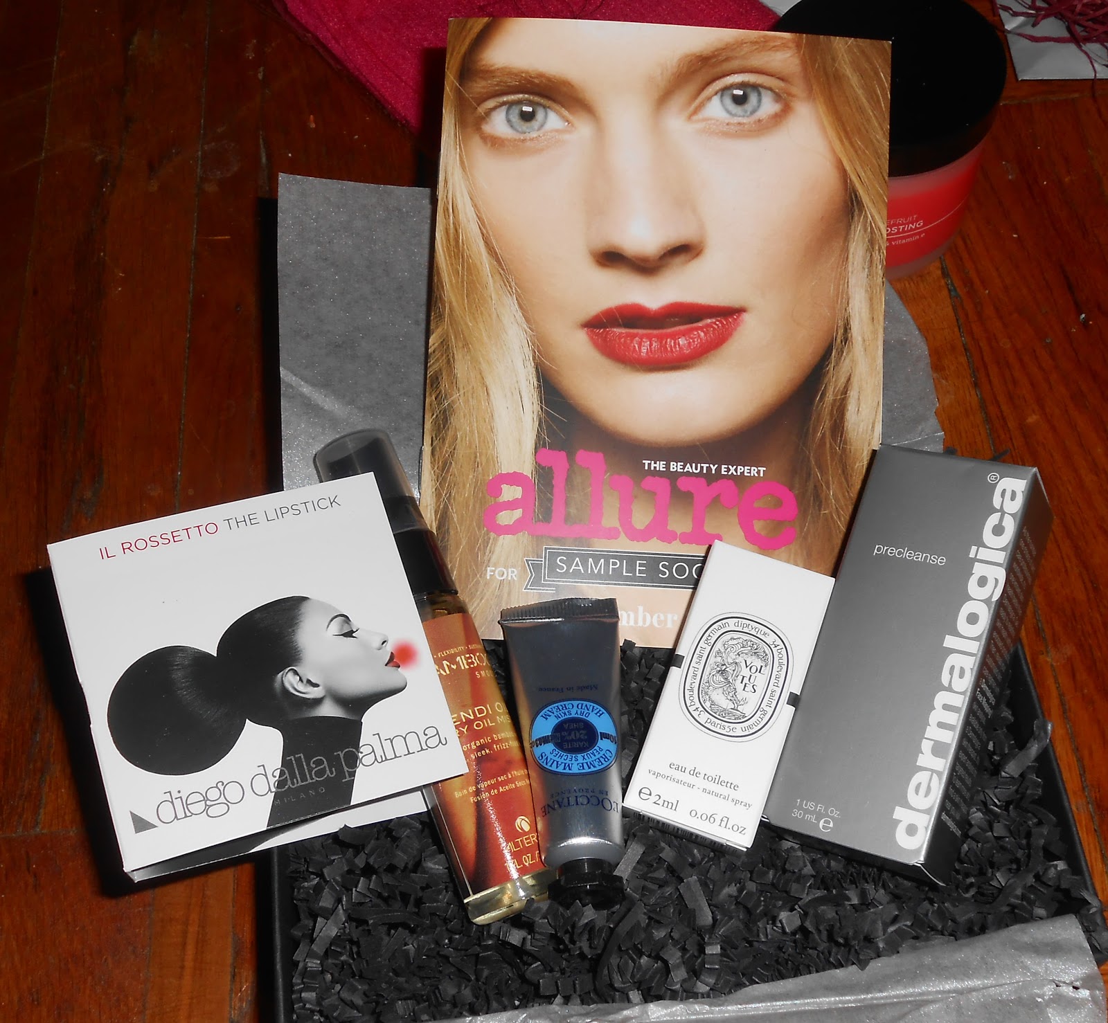 Confessions of a Cosmeholic: November 2012 Sample Society Beauty Bar ...