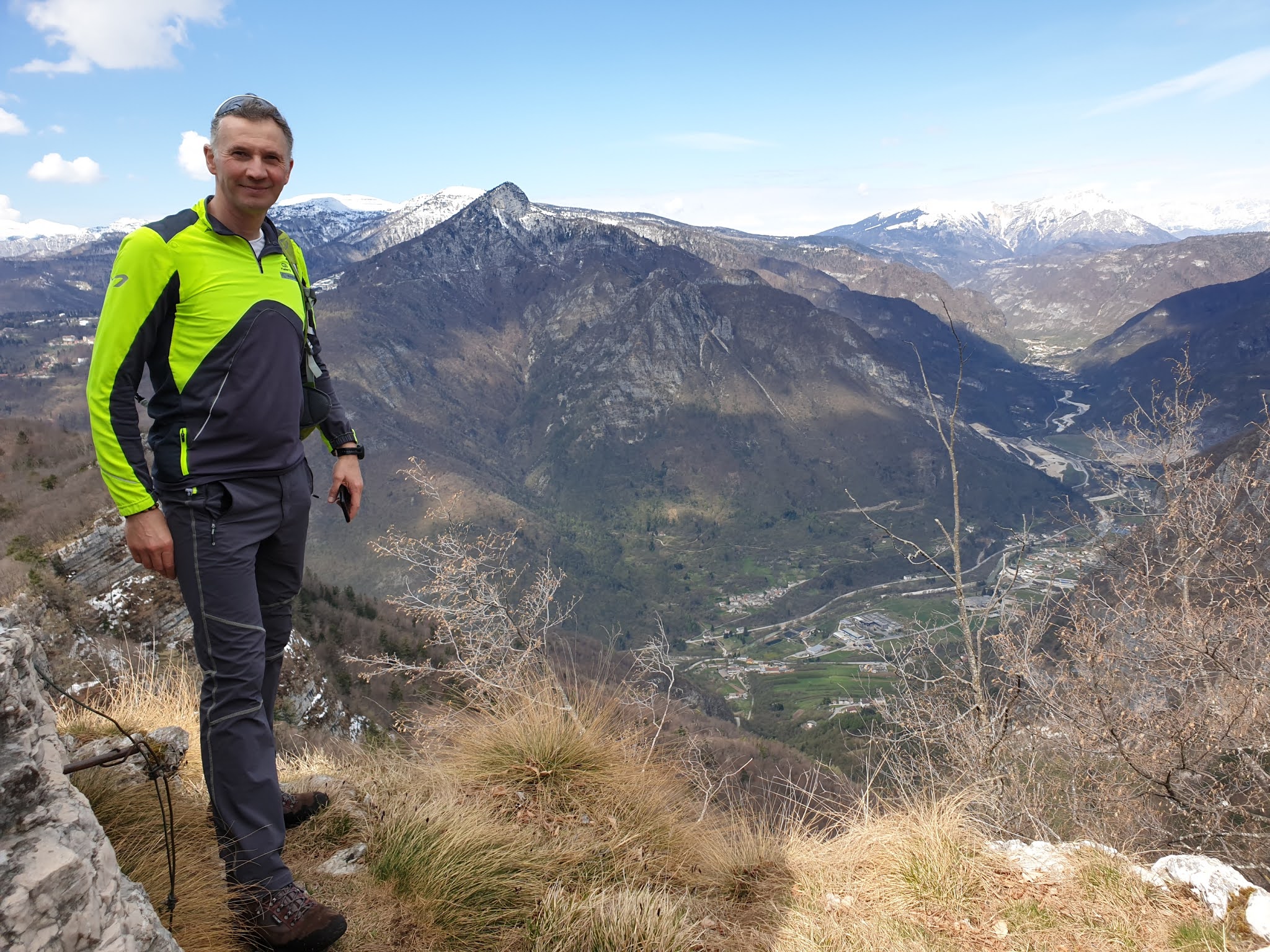 Su strade e sentieri: PEDESCALA - CASTELLETTO DI ROTZO - ALTARKNOTTO ...