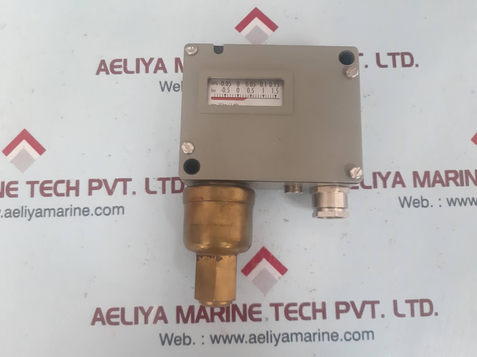 TRAFAG 940.2372.900 PRESSURE SWITCH - Aeliya Marine