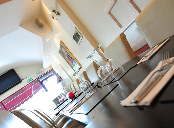 Review: Look At That FOOD! 805 Restaurant London ! - SISIYEMMIE ...