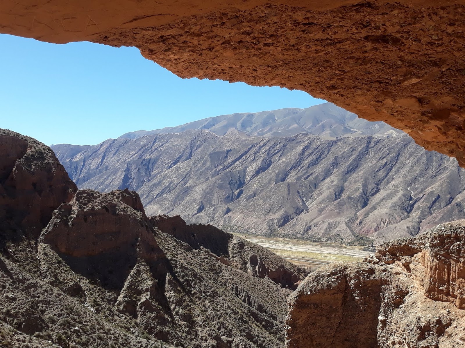 VIAJERO RODANTE: TILCARA, Cueva de Wayra