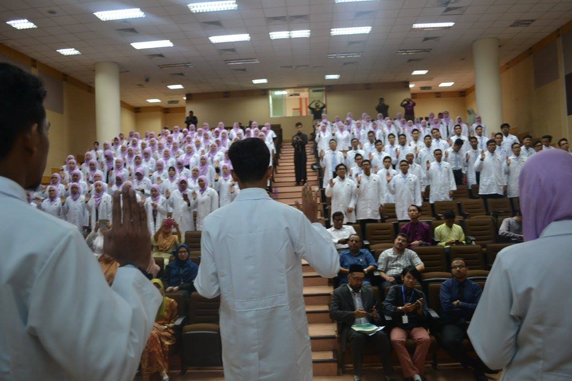 Eighteen.: Degree Life - First Year as A Pharmacy Student in IIUM