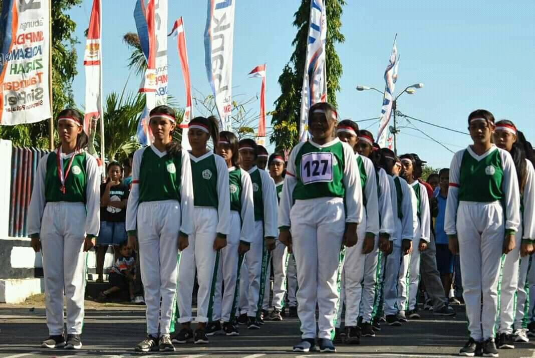 Kecamatan Larantuka: Video: Ini Barisan Gerak Jalan SMK Suradewa