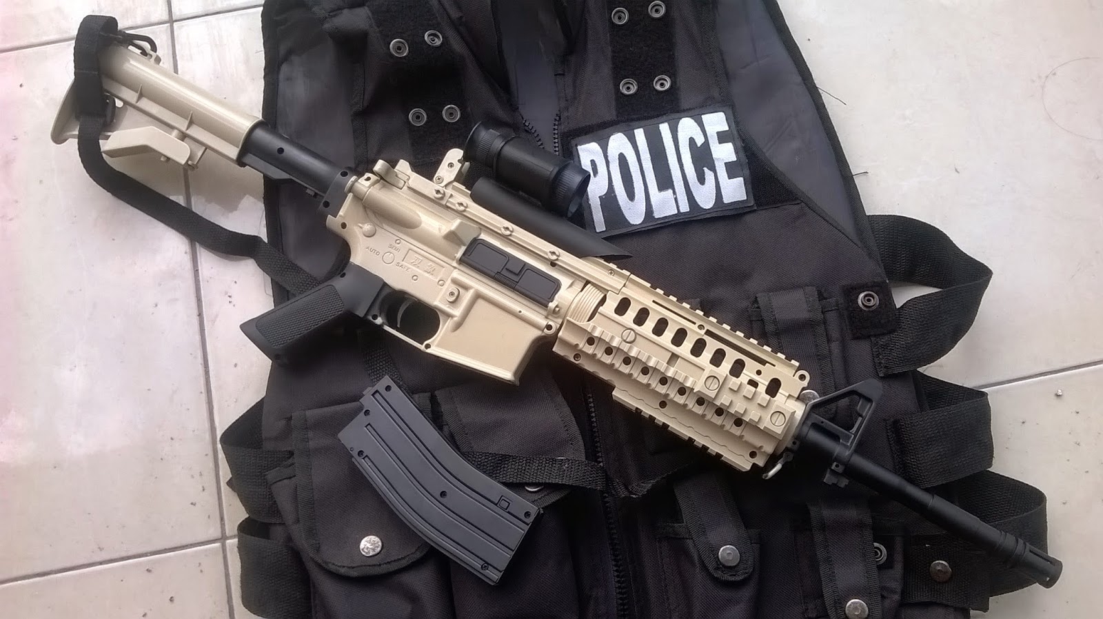 MODEL SENAPAN ANGIN: m4 s-system BOTH ELEPHANT