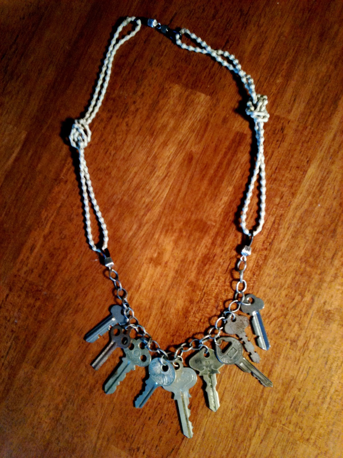 Quick & Easy Craft: Antique Key Necklace ~ Crackerjack23