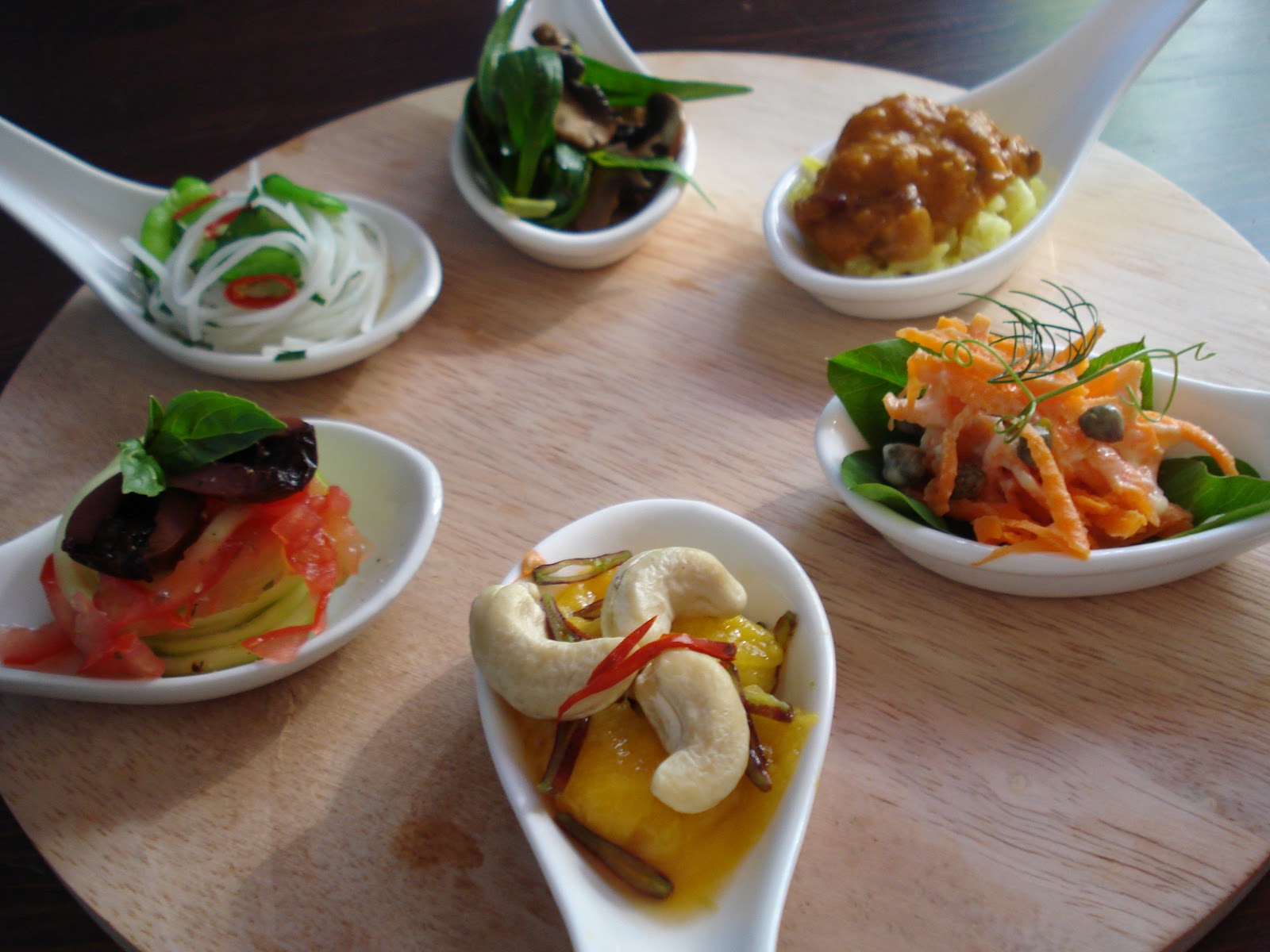 The Spade & Spoon: Vegan Canapes In A Spoon