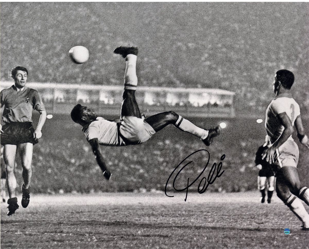 22 Reasons Why PELE is The Greatest Footballer ever