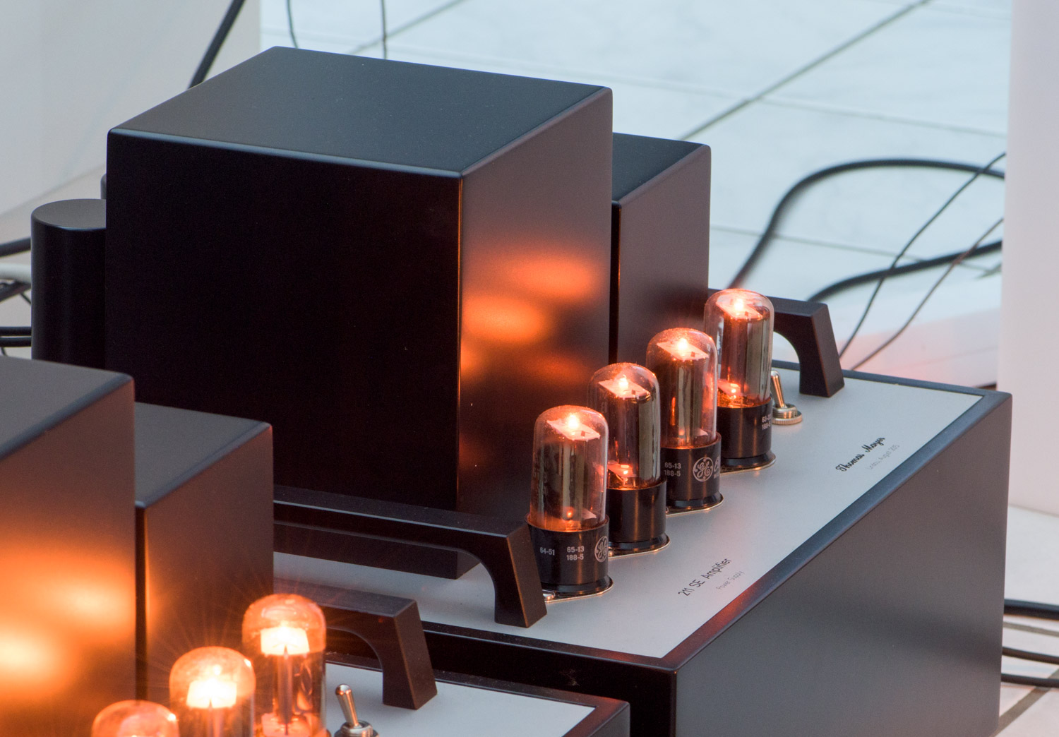 VinylSavor: 211 -The Next Generation- Part 10 : 801A Drives 211 glowing