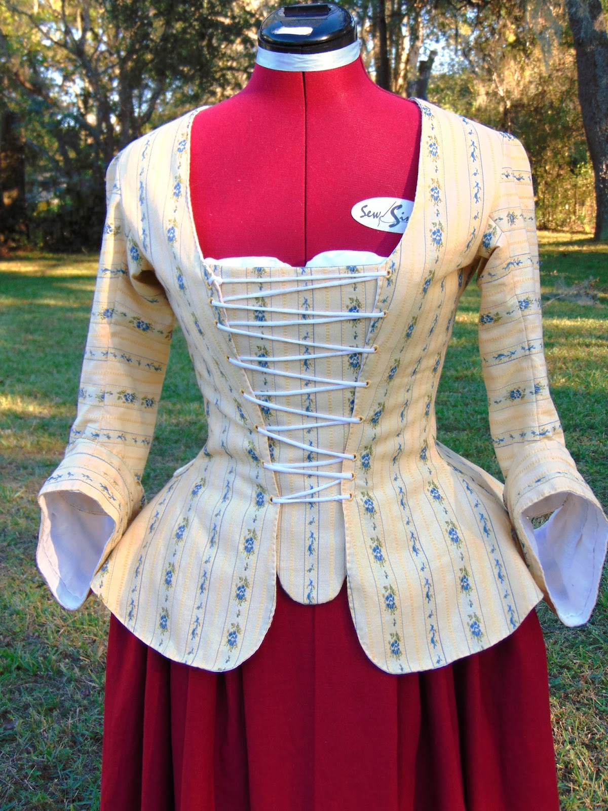 The Antique Sewist: 1750s Casaquin Jacket - Yellow & Blue Brocade