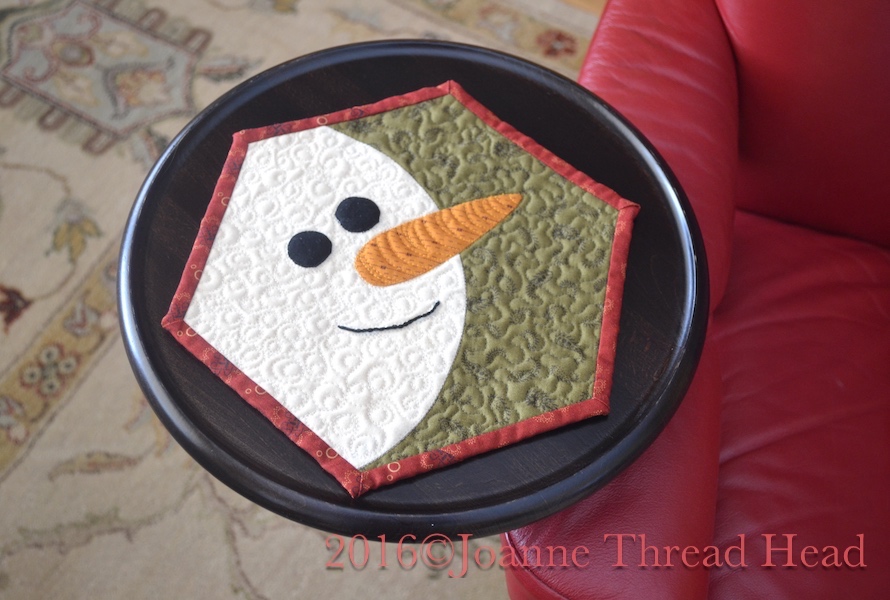 Thread Head: Hexagon Shaped Mug Rug Tutorial