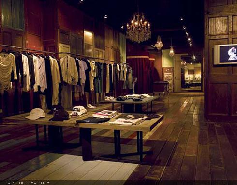 「對了，去上海吧！」Yes，Go Shanghai！「好了，到大陸工作吧！」: TAIPEIUC noodle bar UNDERCOVER