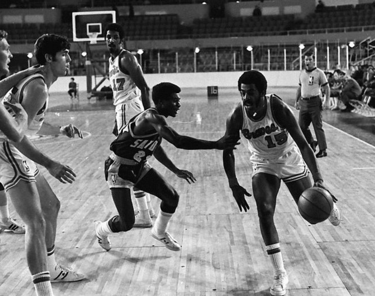 Round Seventeen B Ball Round Seventeen B Ball