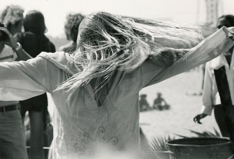 Vintage Snaps Capture Life at Venice Beach in 1970 ~ Vintage Everyday
