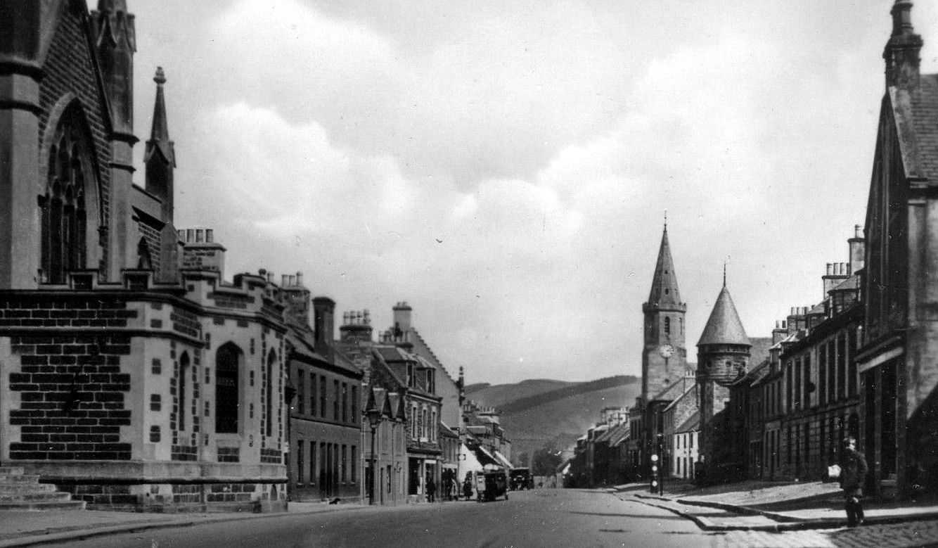 Tour Scotland: Old Photograph High Street Newburgh Fife Scotland