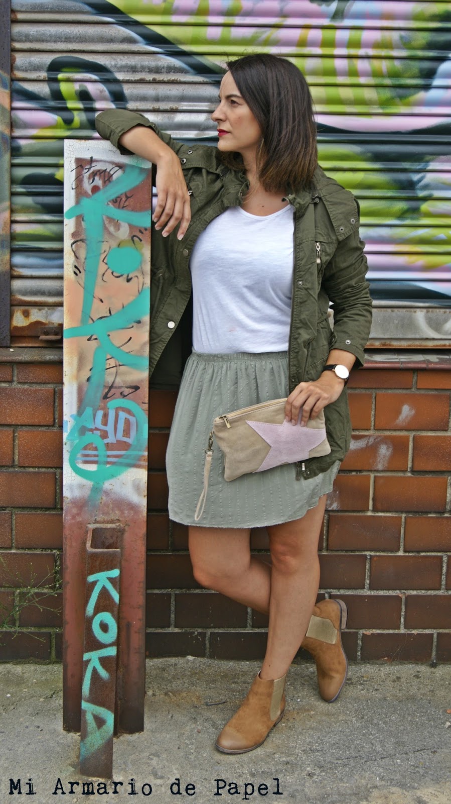 Outfit: Cómo Combinar una Falda Verde - Mi Armario de Papel