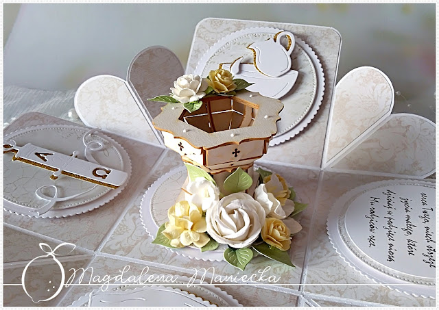 Kartka i exploding box w pastelach / A card and an exploding box in ...