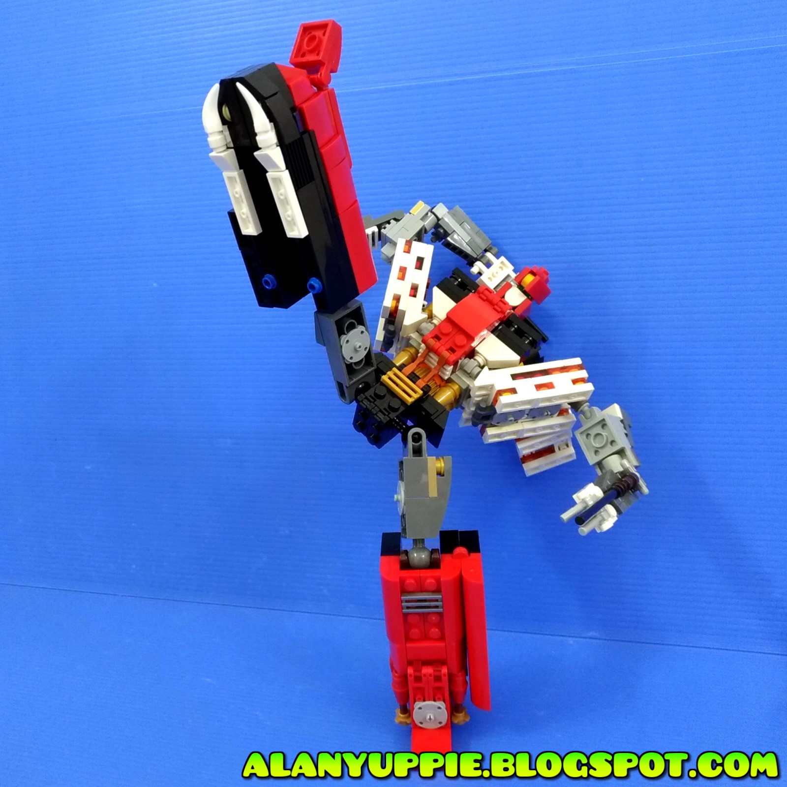 Alanyuppie's LEGO Transformers: (Updated with video) LEGO Transformer ...