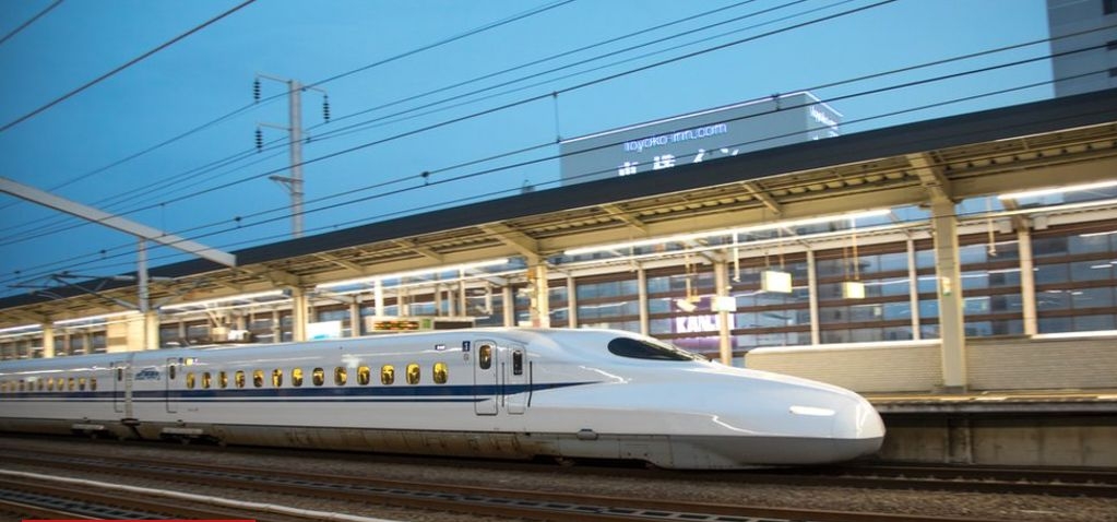 World's first bullet train ran in 1964 | Hideo shima.
