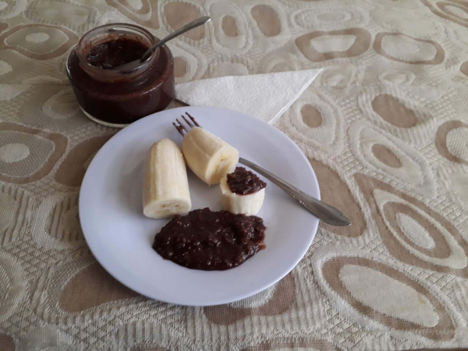 Piteisdadinha: NUTELLA FAKE (com amêndoas)