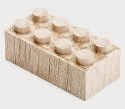 HOMTWO espacios: MOKULOG, EL LEGO DE MADERA.