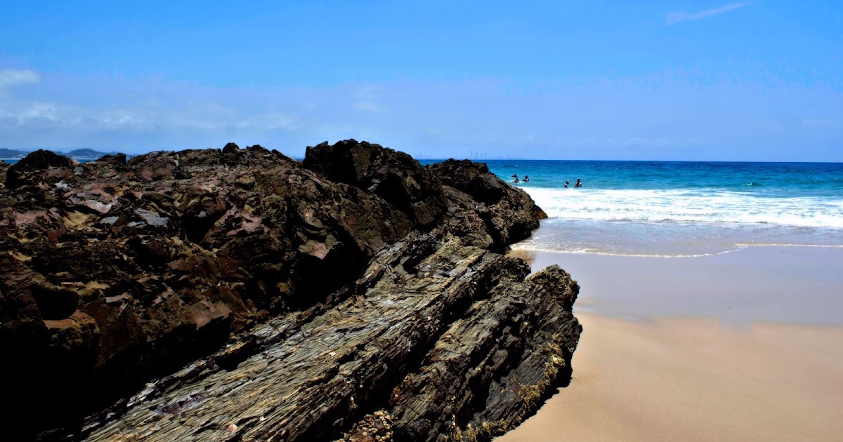 PhotosbyCris : Snapper Rocks - What to wear