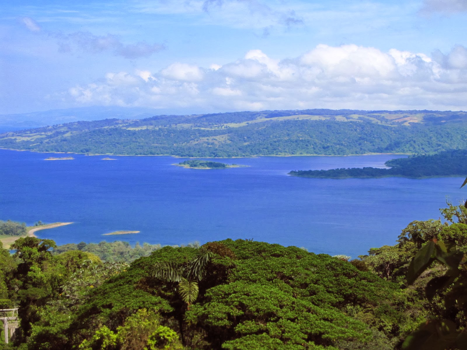 Costa Rica Lake Arenal Real Estate: Best Retirement Countries in The World
