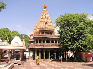 Culture Holiday Tour: The Most Famous Temple in Madhya Pradesh