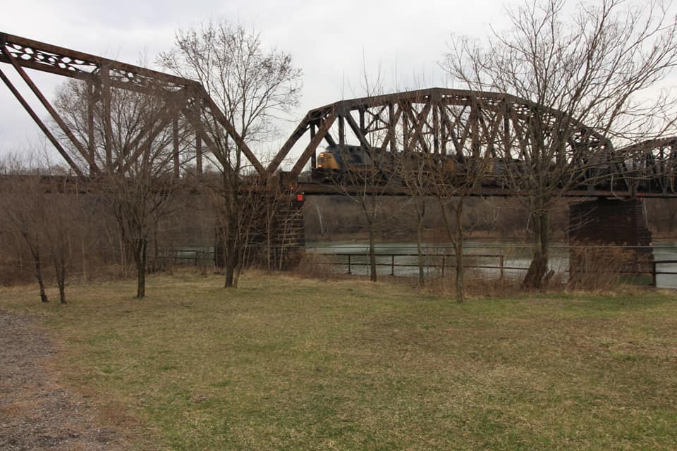 Industrial History: CSX/P&LE 1883 Munhall Bridge over Monongahela River ...