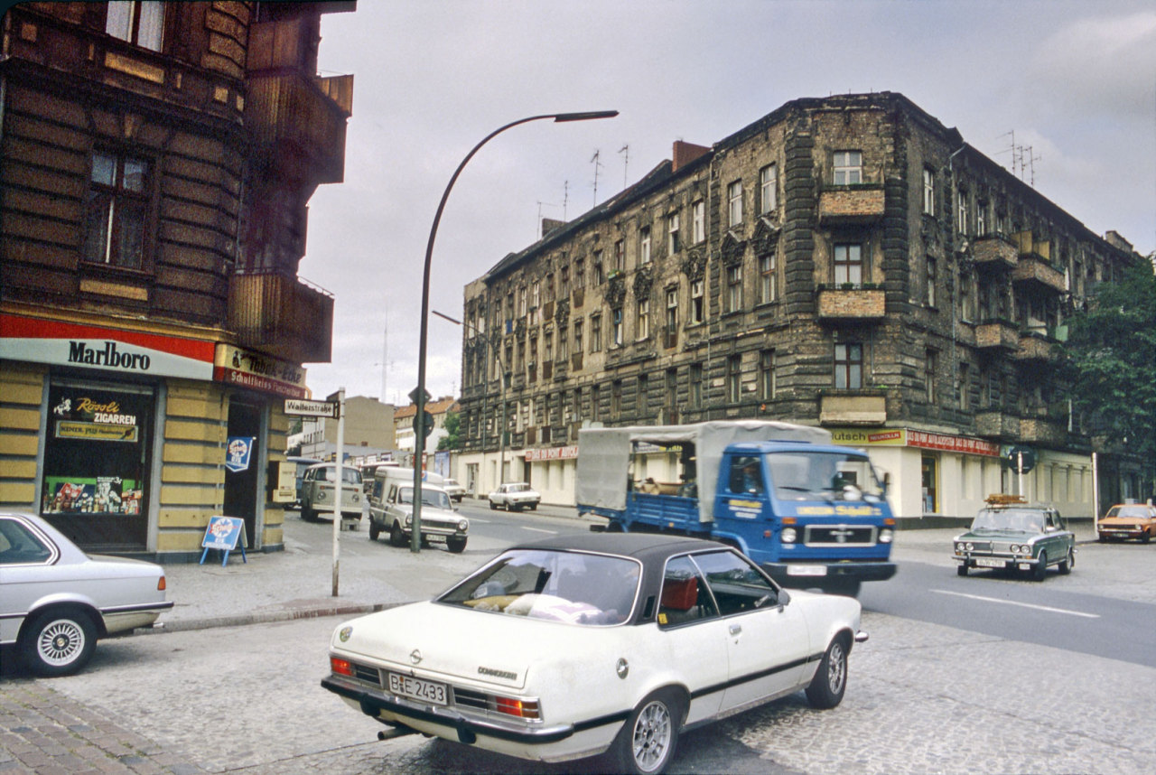 Counterlight's Peculiars: Artists' Berlin 5