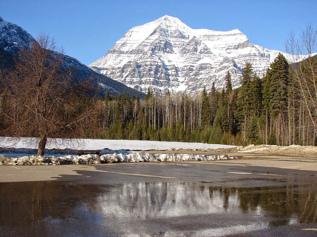 History and Stuff: 8 Fascinating Facts About Mount Robson: Monarch of ...