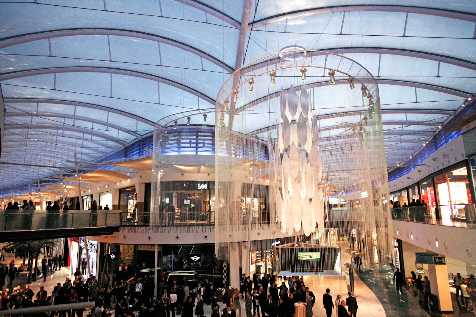 Centro Comercial Islazul - Madrid en Fotos