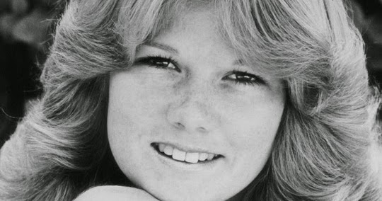 Suzanne Crough's Instagram, Twitter & Facebook on IDCrawl