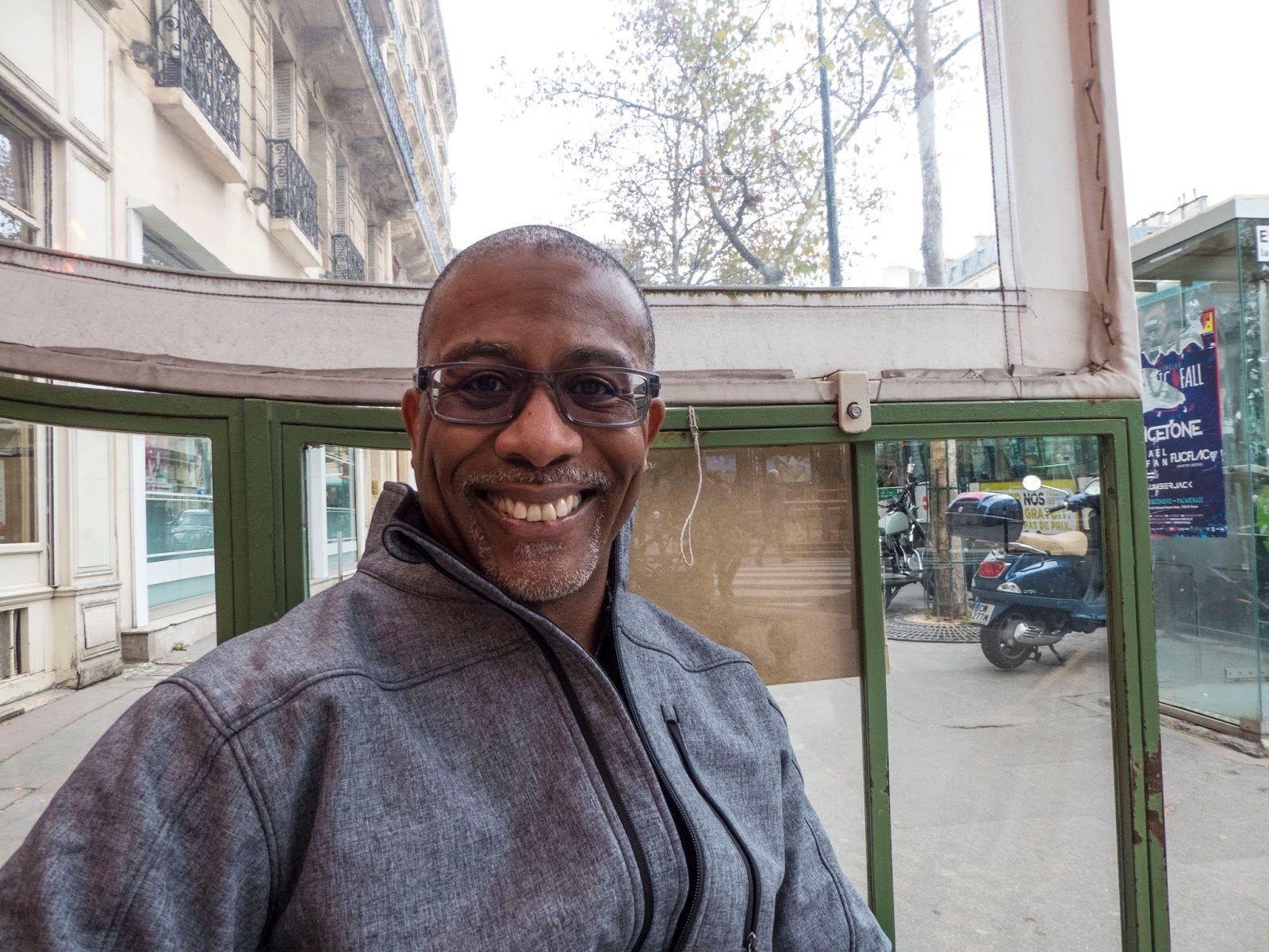 Entrée to Black Paris™: Dr. Bryan Carter's Digital Love Affair with Paris