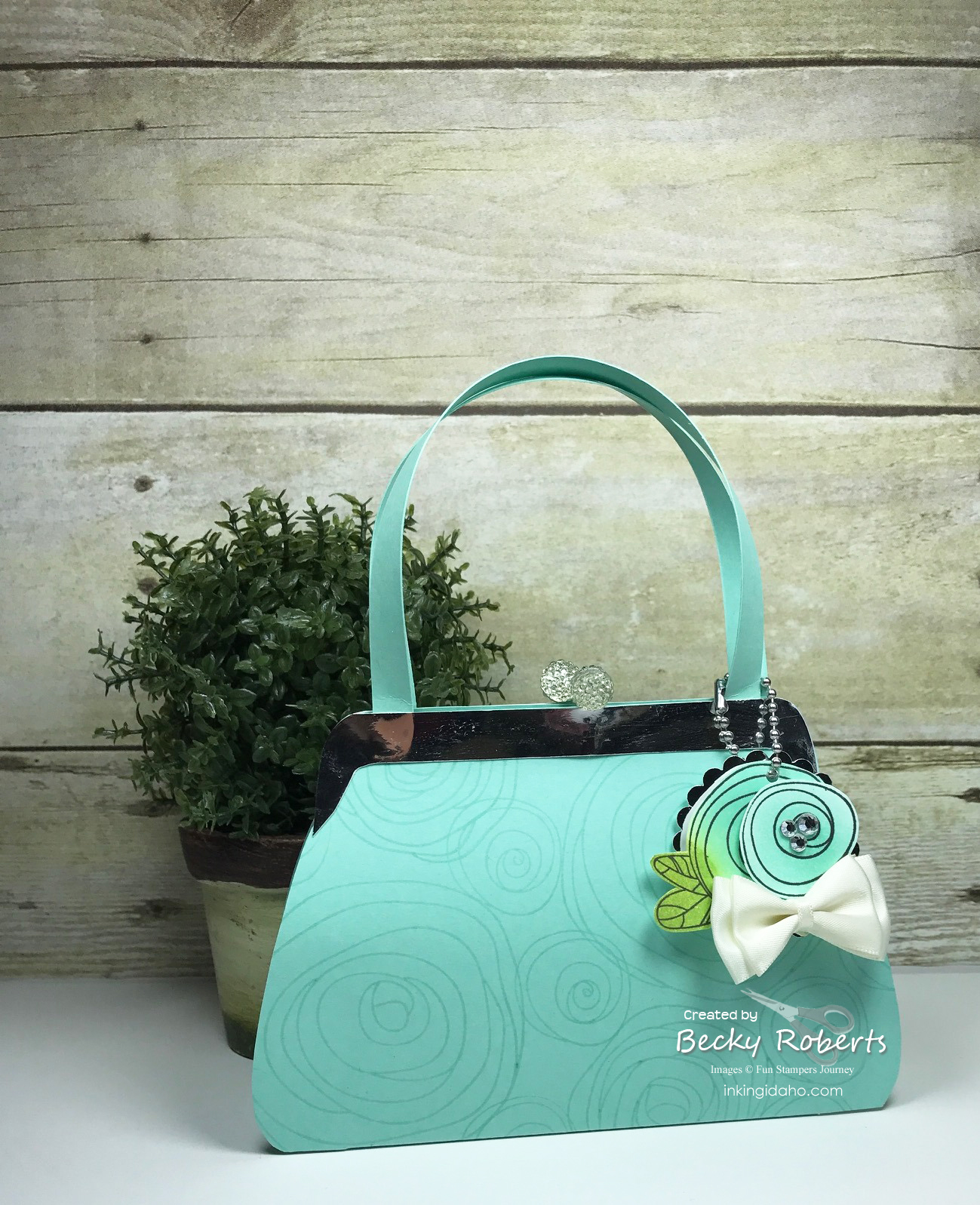 Inking Idaho: Tres Chic Handbag Gift Packaging