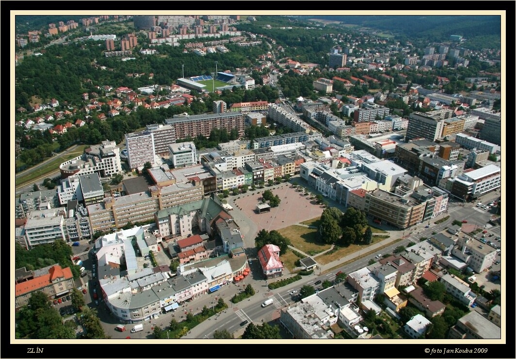 FLyFOTO letecká fotografie a video: Zlín