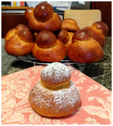 Mezza tazza di tè: La brioscia col tuppo