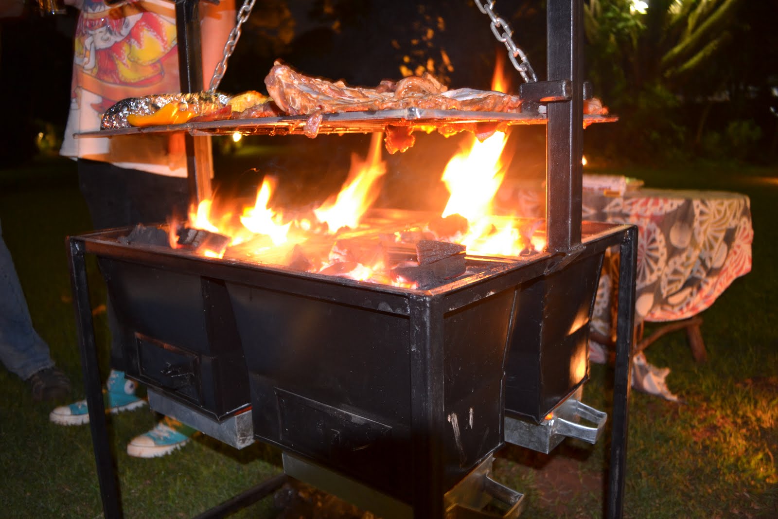 Renewable Energy Solutions Kenya: A 4 burner Cookswell BBQ jiko - save ...