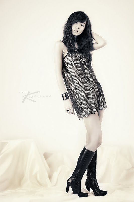 Korean Celeb Actress Yoo Ha Na in Sparkling Dress | Super Wedding