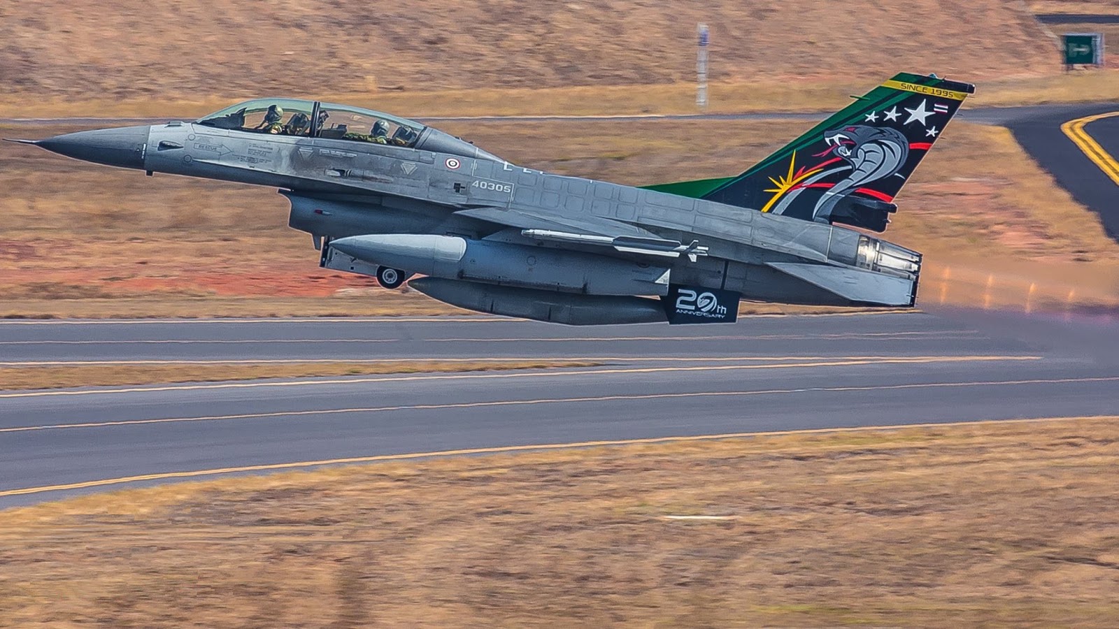 THAIDEFENSE-NEWS: Photo Gallery: Fighter Jet & Weapon - Royal Thai Air ...