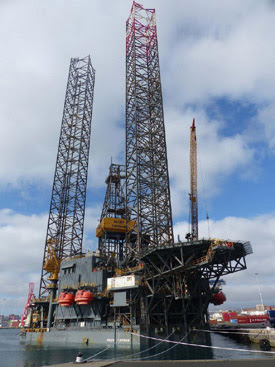 Offshore Base: Offshore oil gas jackup drill rig-VALARIS JU-144