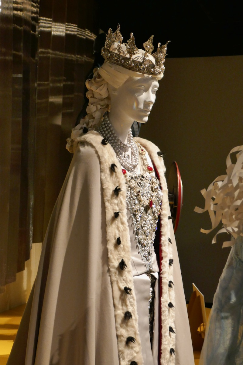 Hollywood Movie Costumes and Props: Maleficent: Mistress of Evil film ...