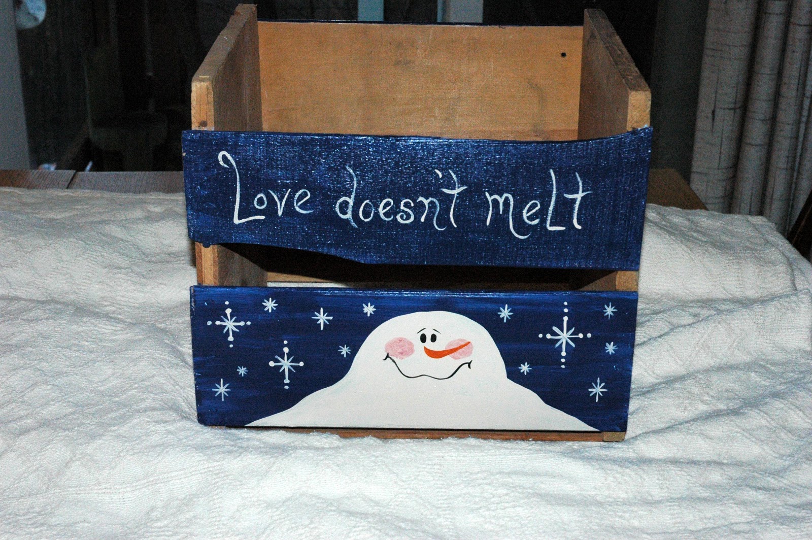 Country Lane Crafts & Antiques: Wood boxes, snowman style