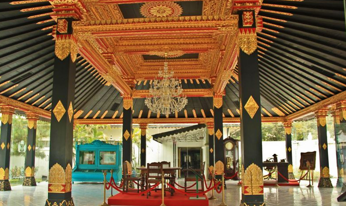 Kelas 10 (Omah Adat Jawa) | SUKRON JAWA