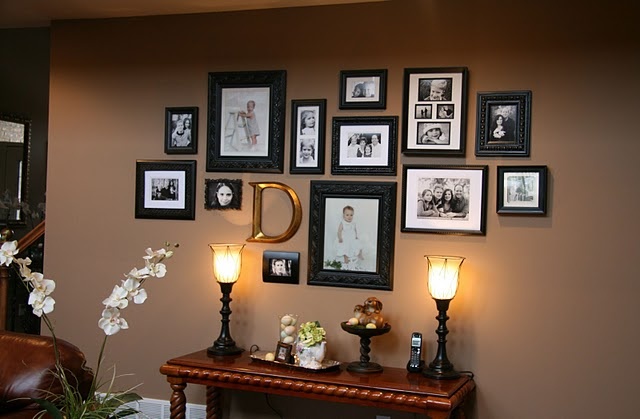 40 ΙΔΕΕΣ ΓΙΑ ΚΟΛΑΖ ΦΩΤΟΓΡΑΦΙΩΝ ΣΤΟΝ ΤΟΙΧΟ (family photo wall)