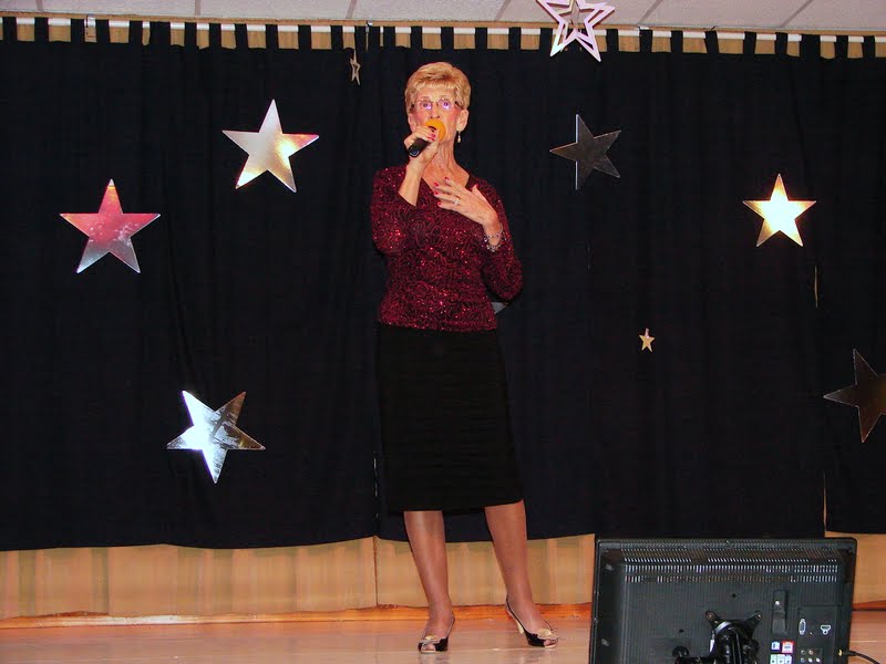 WINTER RANCH ACTIVITIES: A STARRY NIGHT IN TEXAS - VARIETY SHOW