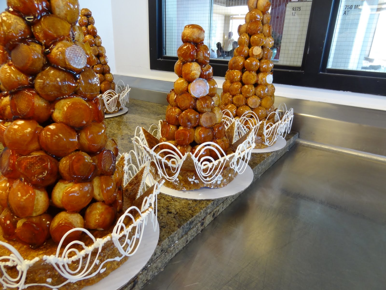 Food and Pastry: Advanced pastry class on Pièces montées and croque en ...