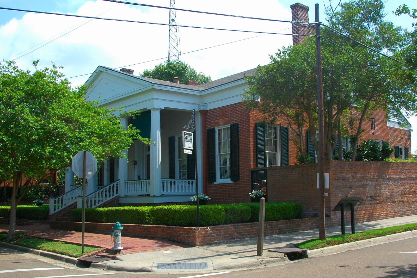 A Car, A Camera, and A Country: Day 16 - Historical Natchez - House on ...