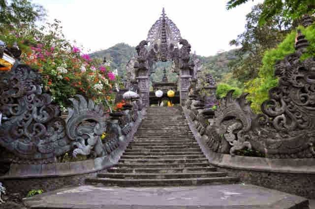 Pura Melanting Buleleng ~ PLACE OF INTEREST IN INDONESIA